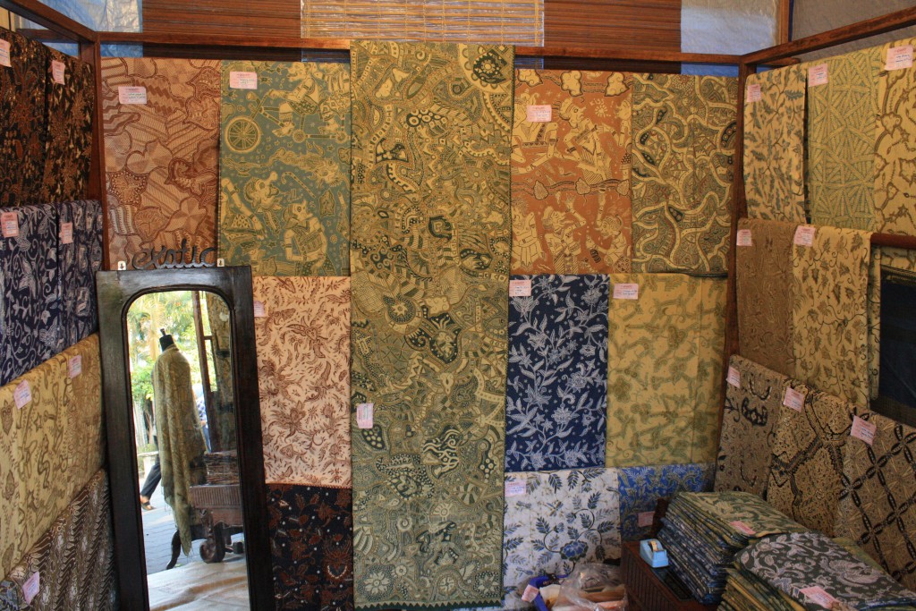 53. Batik diakui oleh UNESCO sebagai Intangible Cultural Heritage of ...