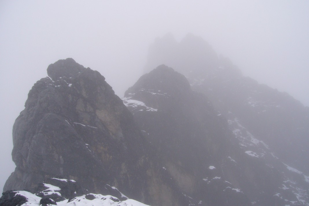 Puncak Jaya atau Cartenz Pyramid, Puncak Tertinggi di Kawasan Oseania