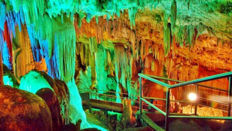 Goa Gong Pacitan, Gua Tercantik di Asia Tenggara